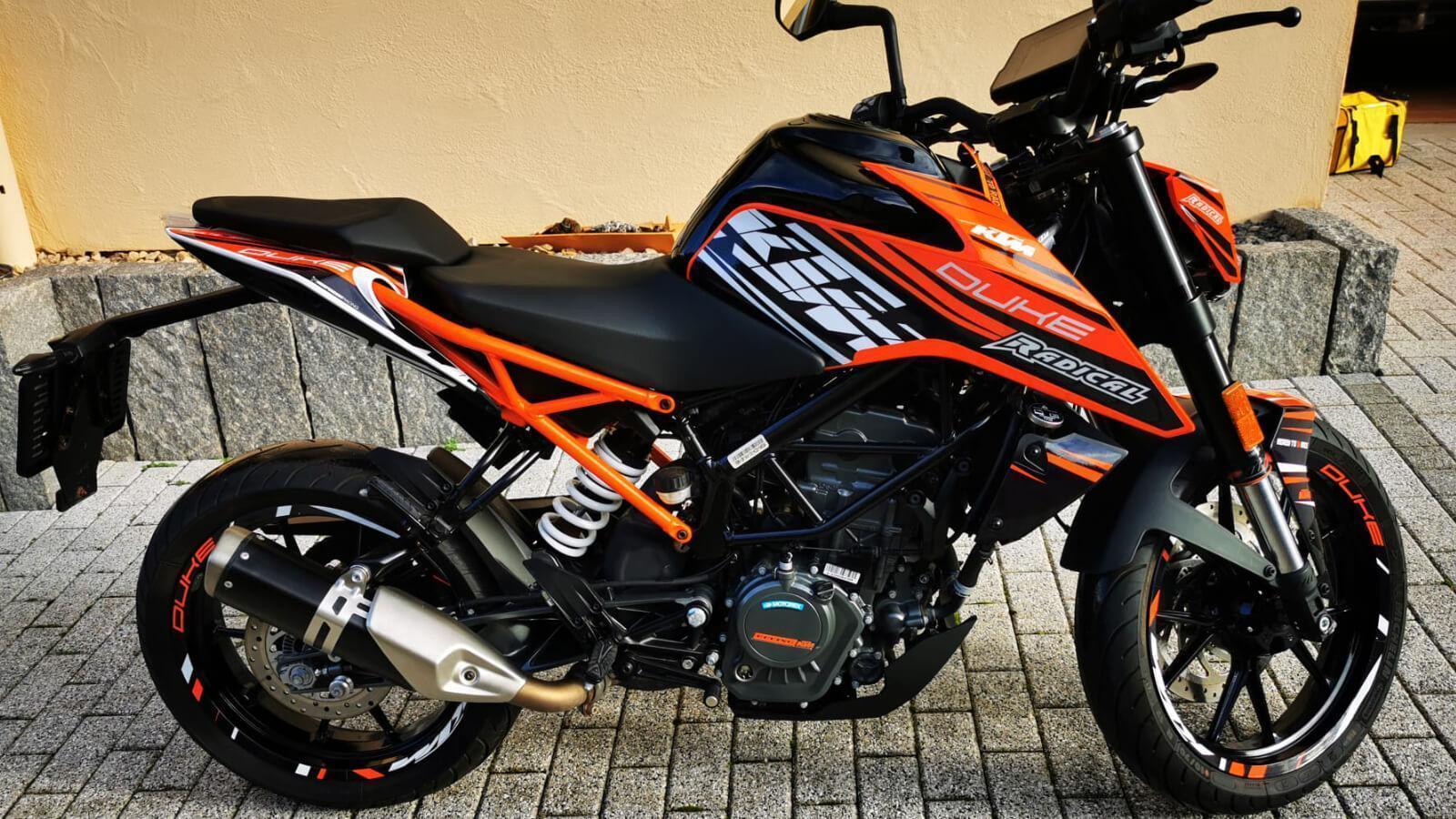 Ktm Duke 125 Radical Racing